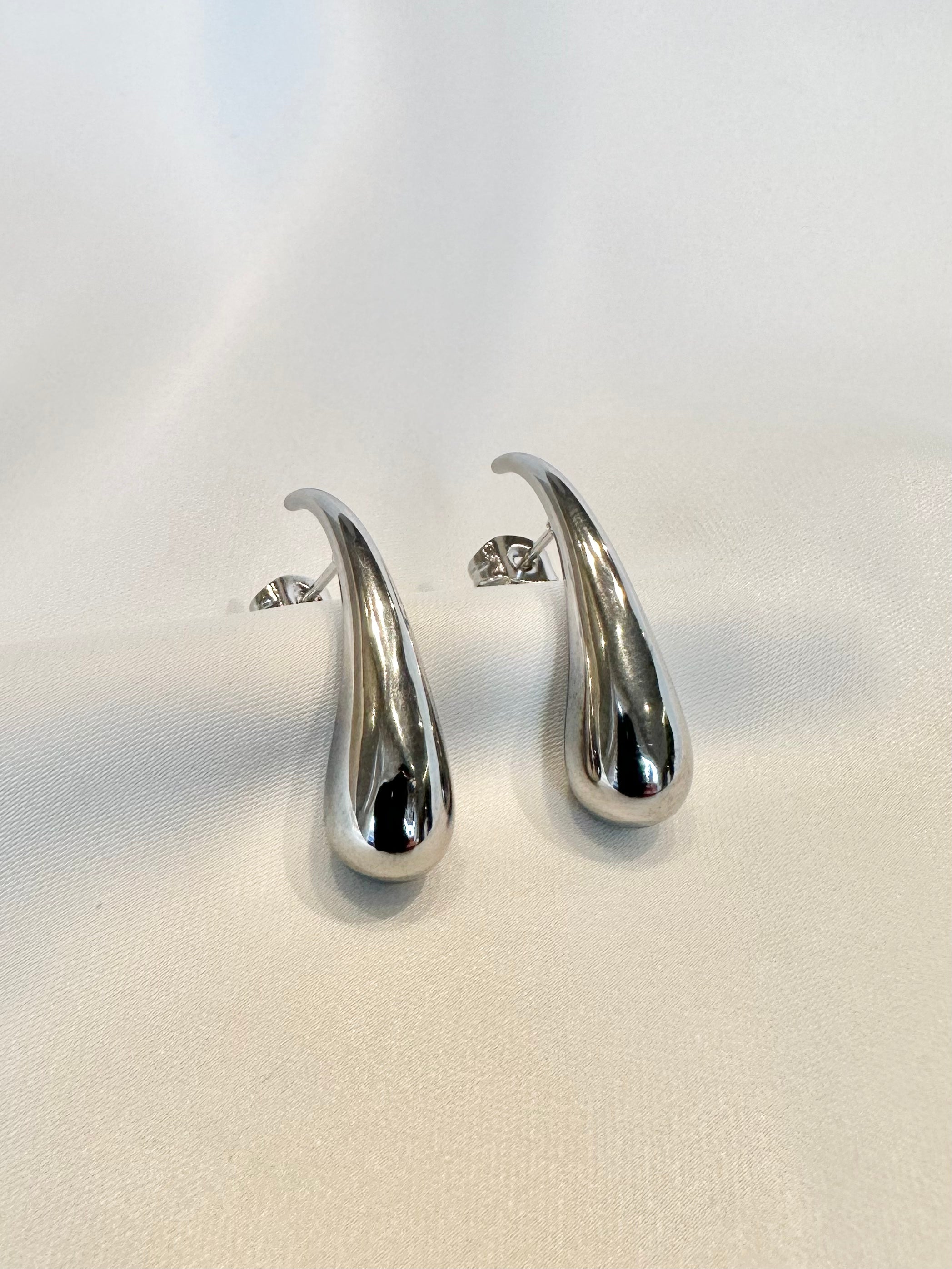 MINI LONG RAINDROP SILVER – Cloud Eighteen